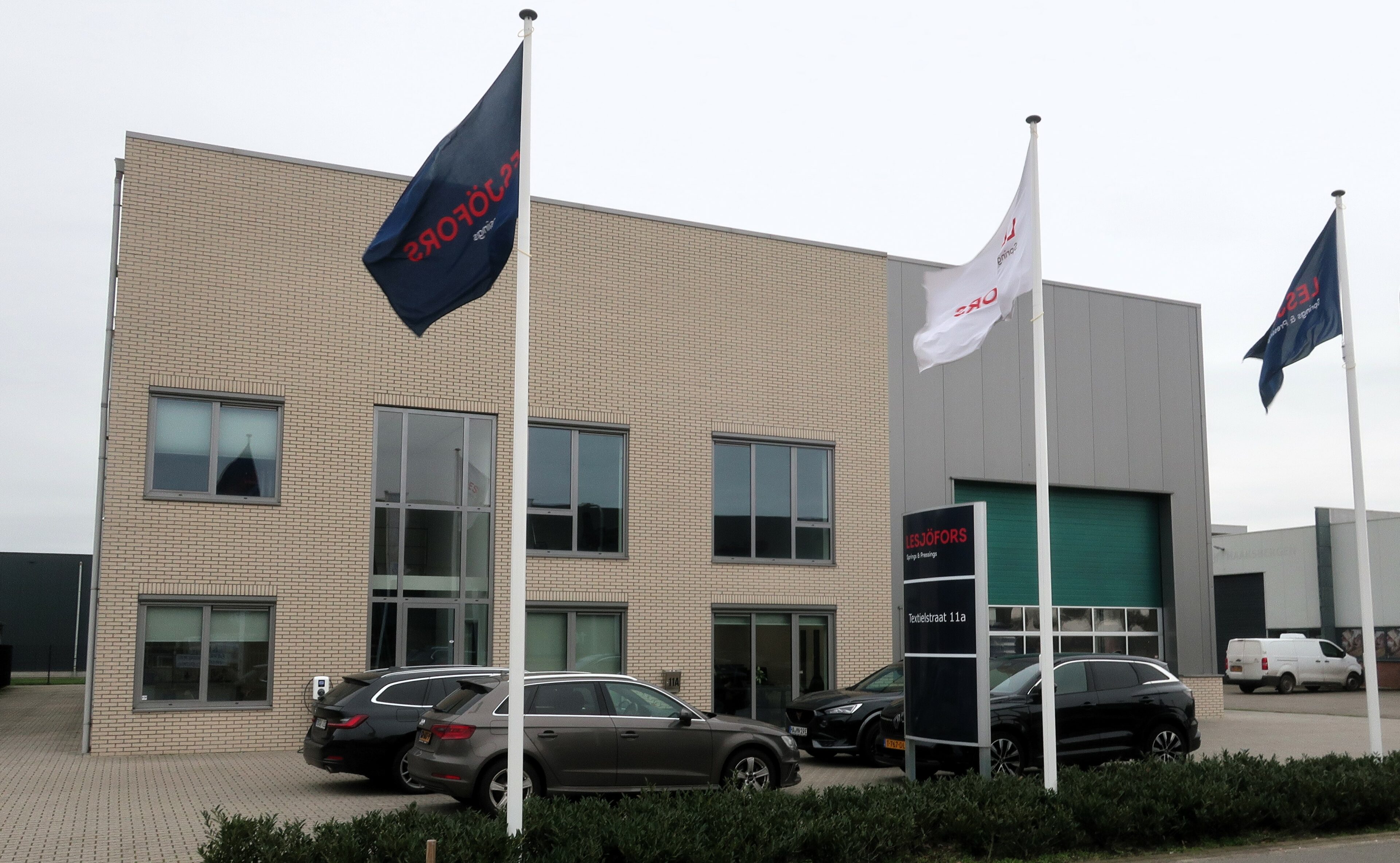 New Standard Stock distribution center for Europe